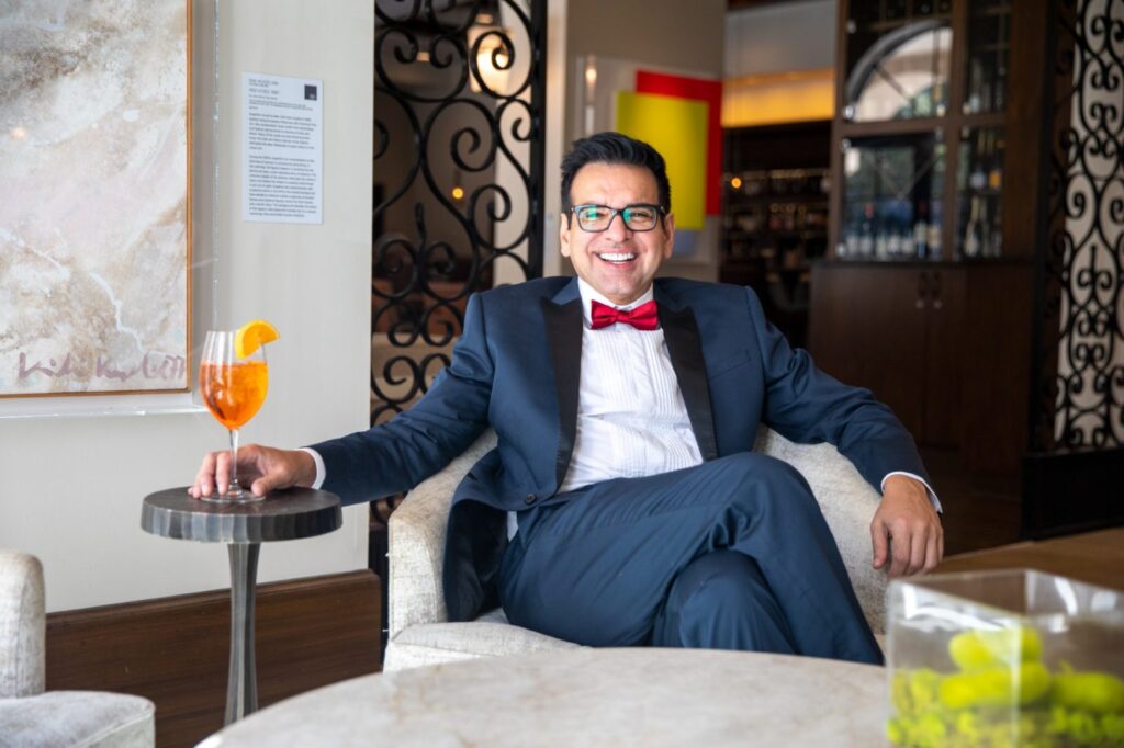 Meet Dr. Carlos Mercado | Eterna MD